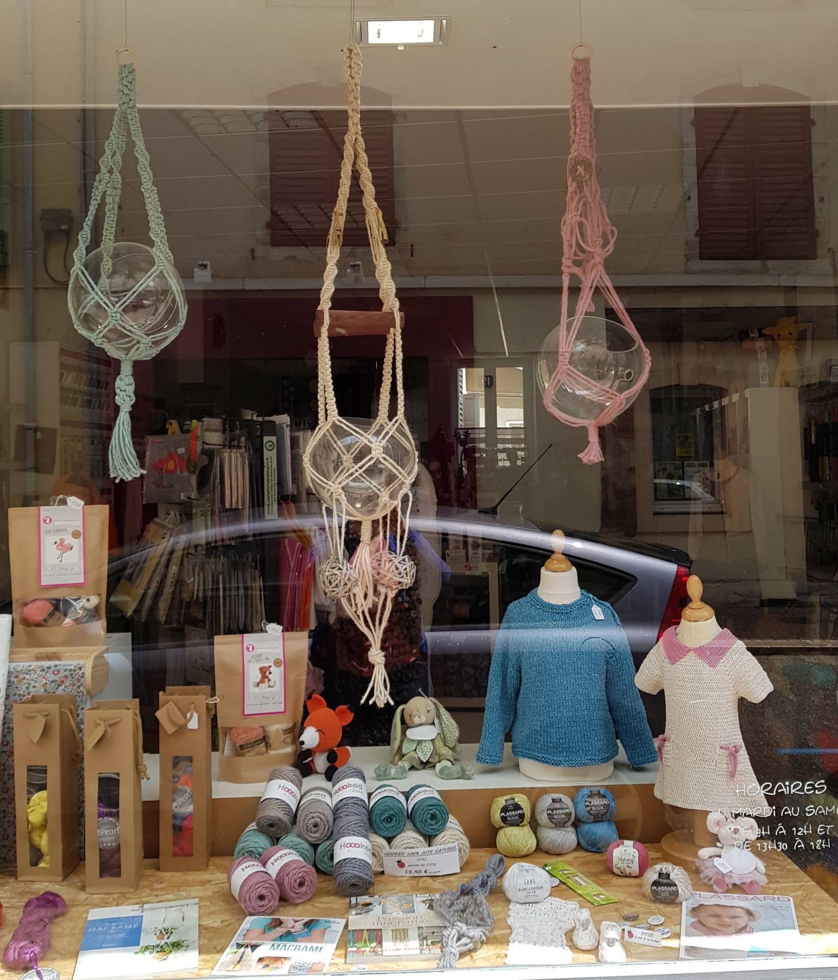 Vitrine spéciale macramé - Coccifil